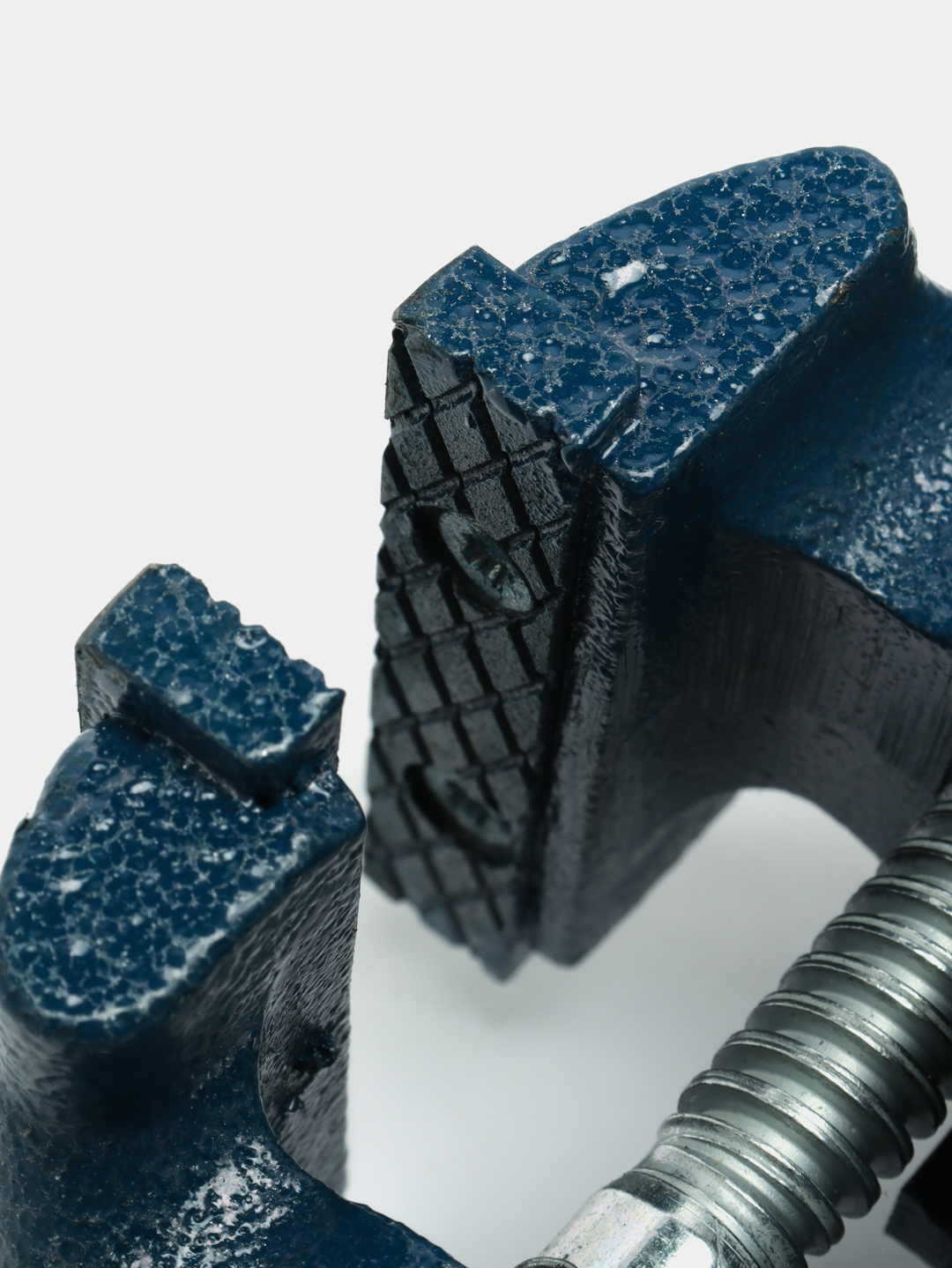 Купить Тиски слесарные Сибртех, настольные, поворотные, ширина рабочих ...