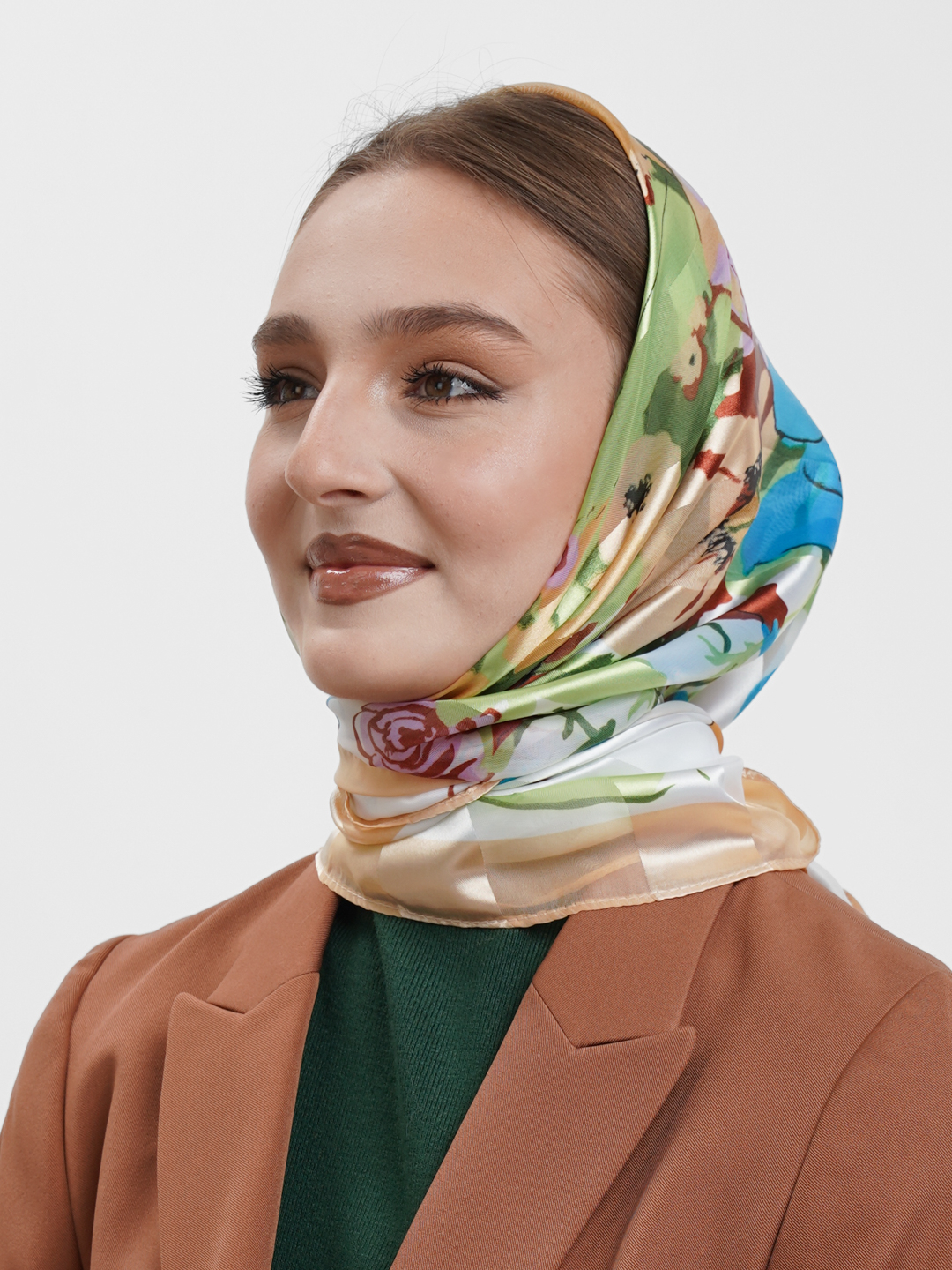 Ayol ipak sharfi, romolni arzon narxda sotib oling — Uzum (551544)