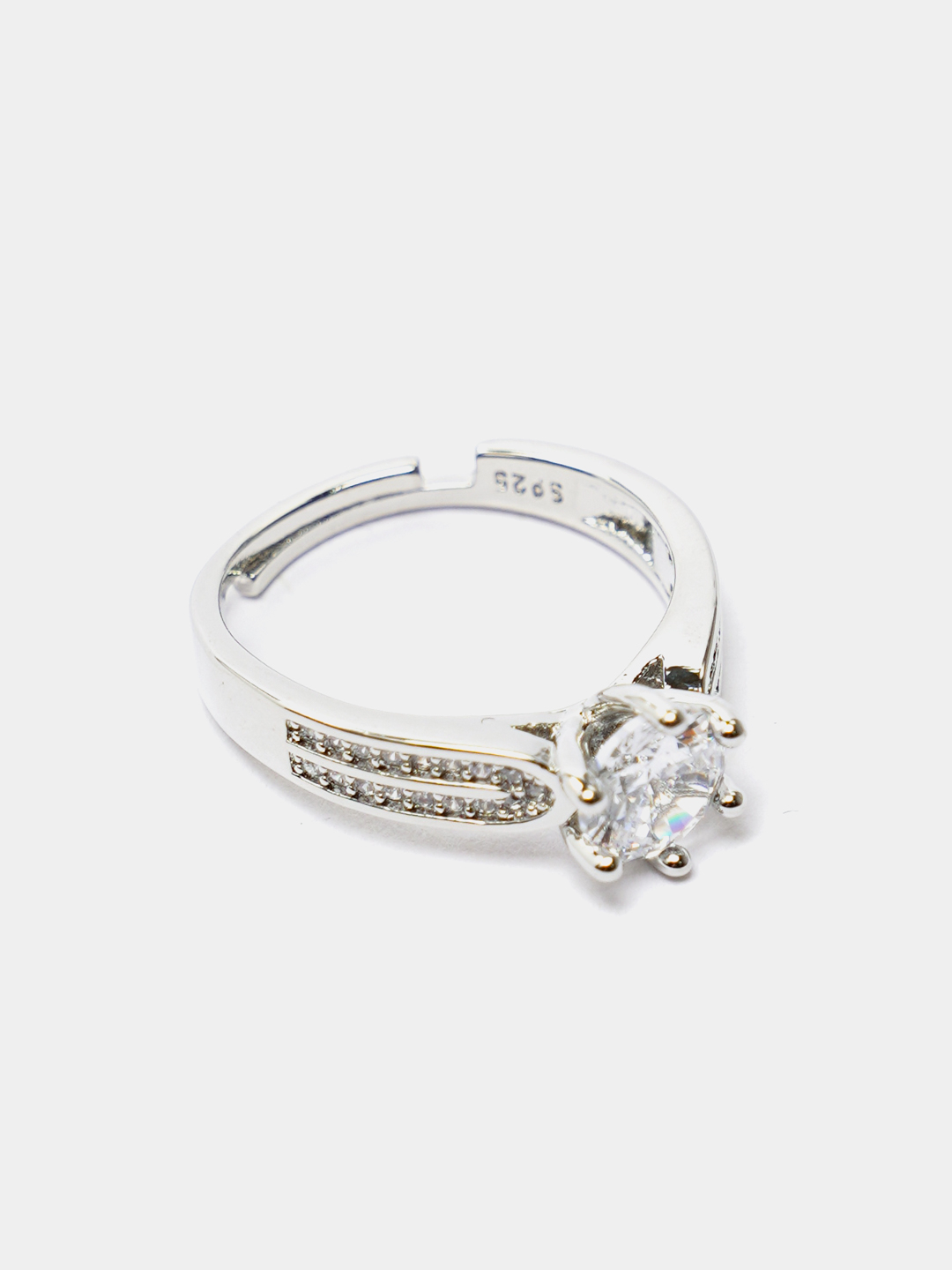 Uzuk ayollar uchun, kumush, 925 probani arzon narxda sotib oling — Uzum (654770)