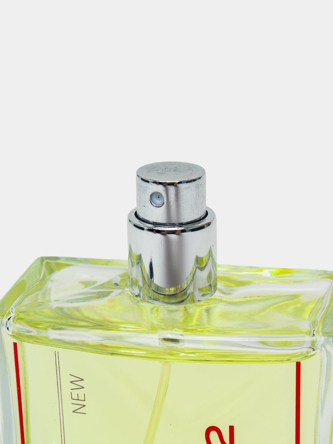 020 Atir uniseks Esscentic, 100 ml 89150 so'mga 64% chegirma bilan ...
