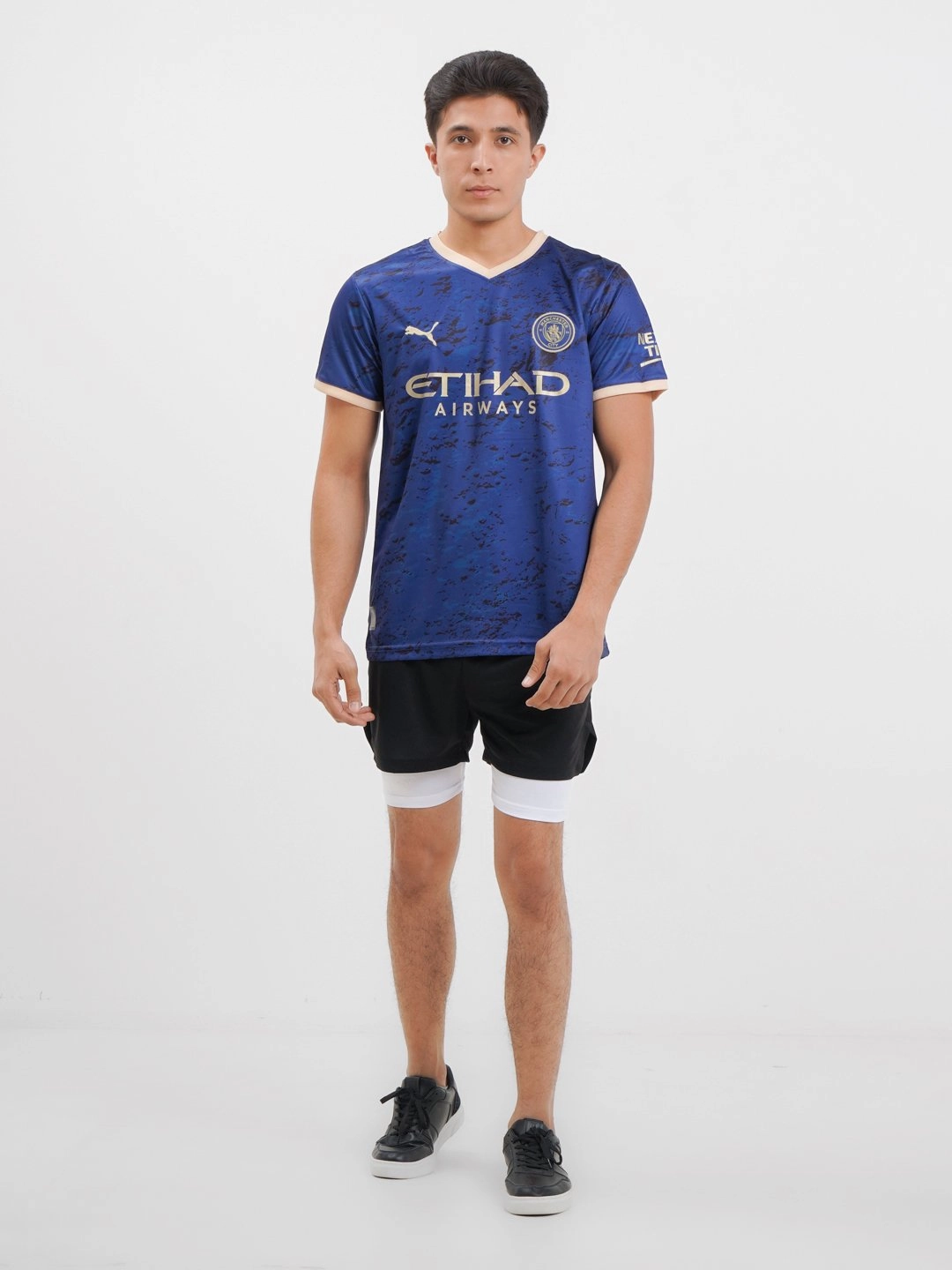 Futbol formalari Manchester Siti, uy va safar uchrashuvlari uchun DRI ...