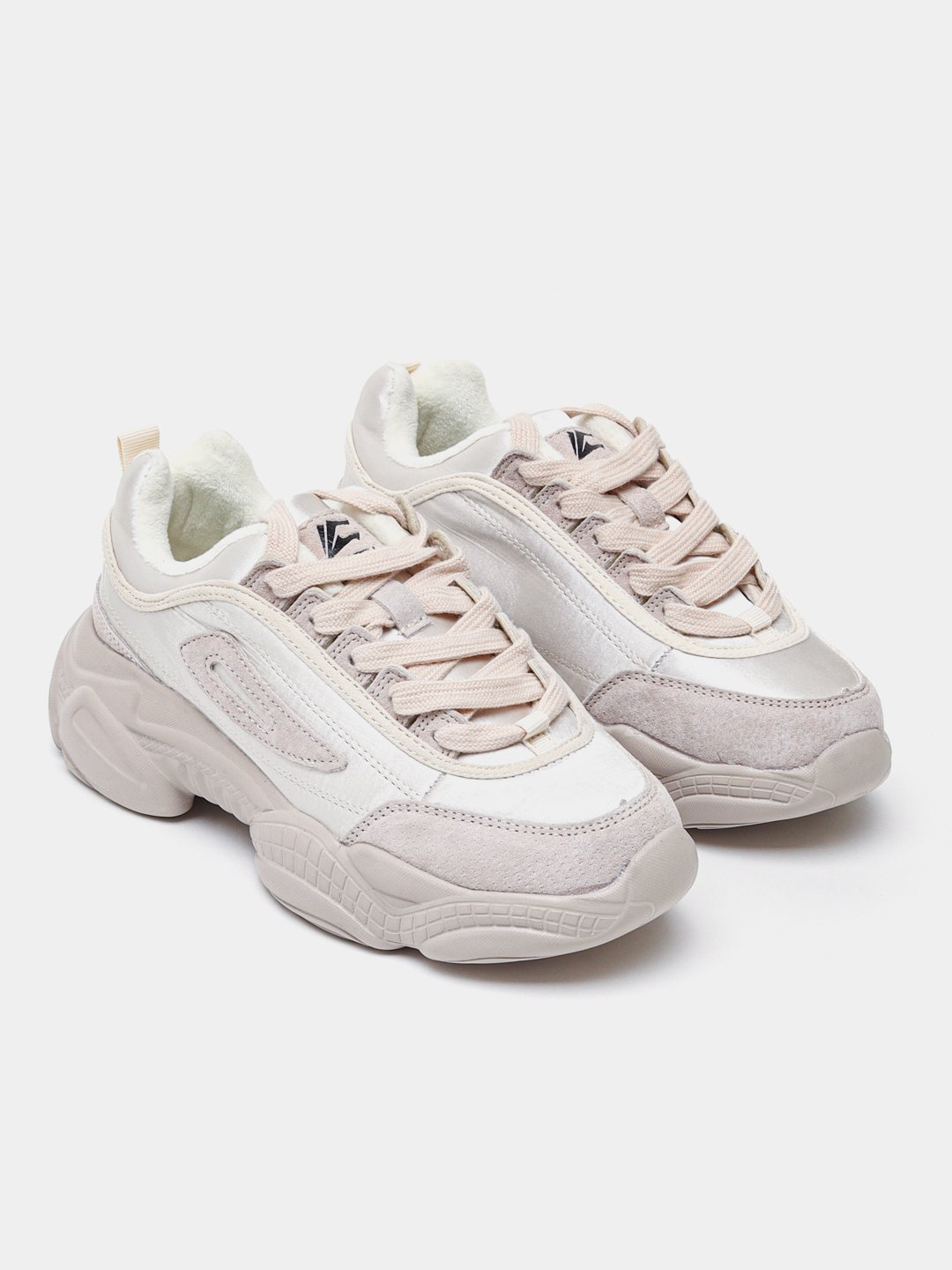 Qishki krossovkalar, erta bahor, eko-charm, kundalik hayotda kiyish ...