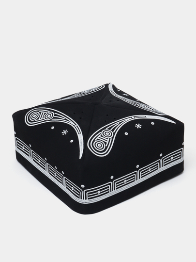 Diniy do'ppilar 1 kunda bepul yetkazib beriladigan Uzum internet-doʻkonida xarid qilish