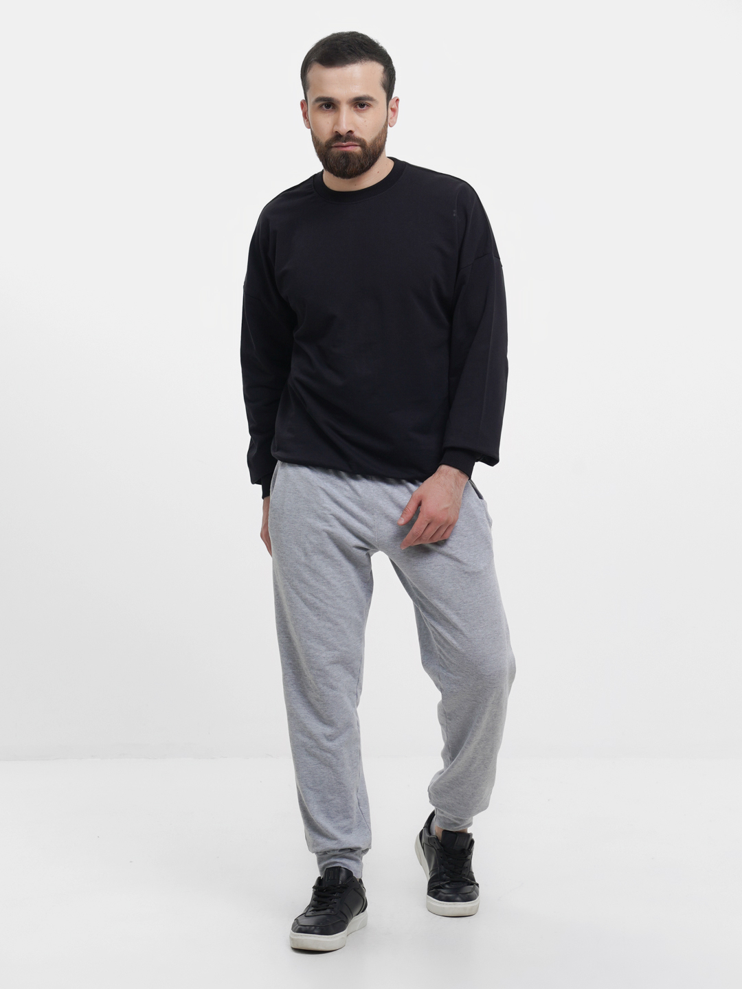 Свитшот базовый унисекс, FAYZ-M купить по низким ценам в интернет-магазине Uzum (840821)