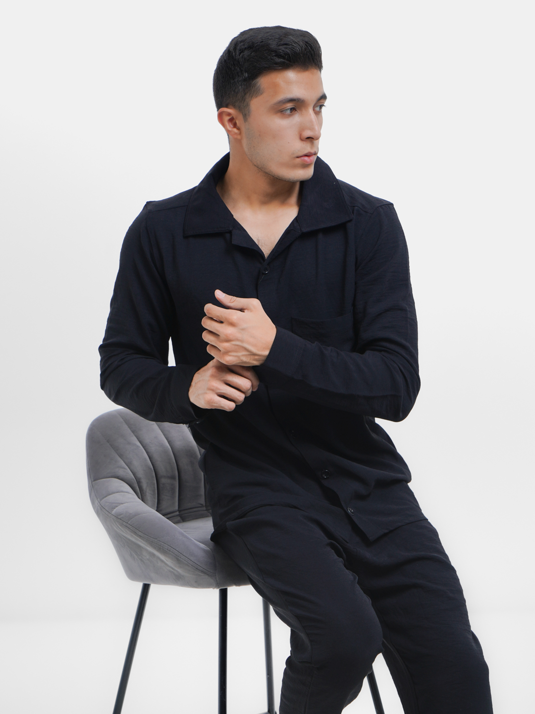 Erkaklar ikki qismli kiyim to'plami, ko'ylak va shimni arzon narxda ...