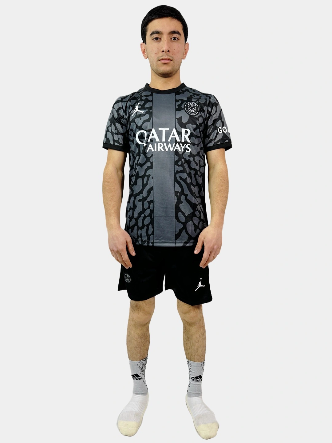 Futbol formalari PSG uy va safar uchrashuvlari uchun DRI-FIT 195000 so ...