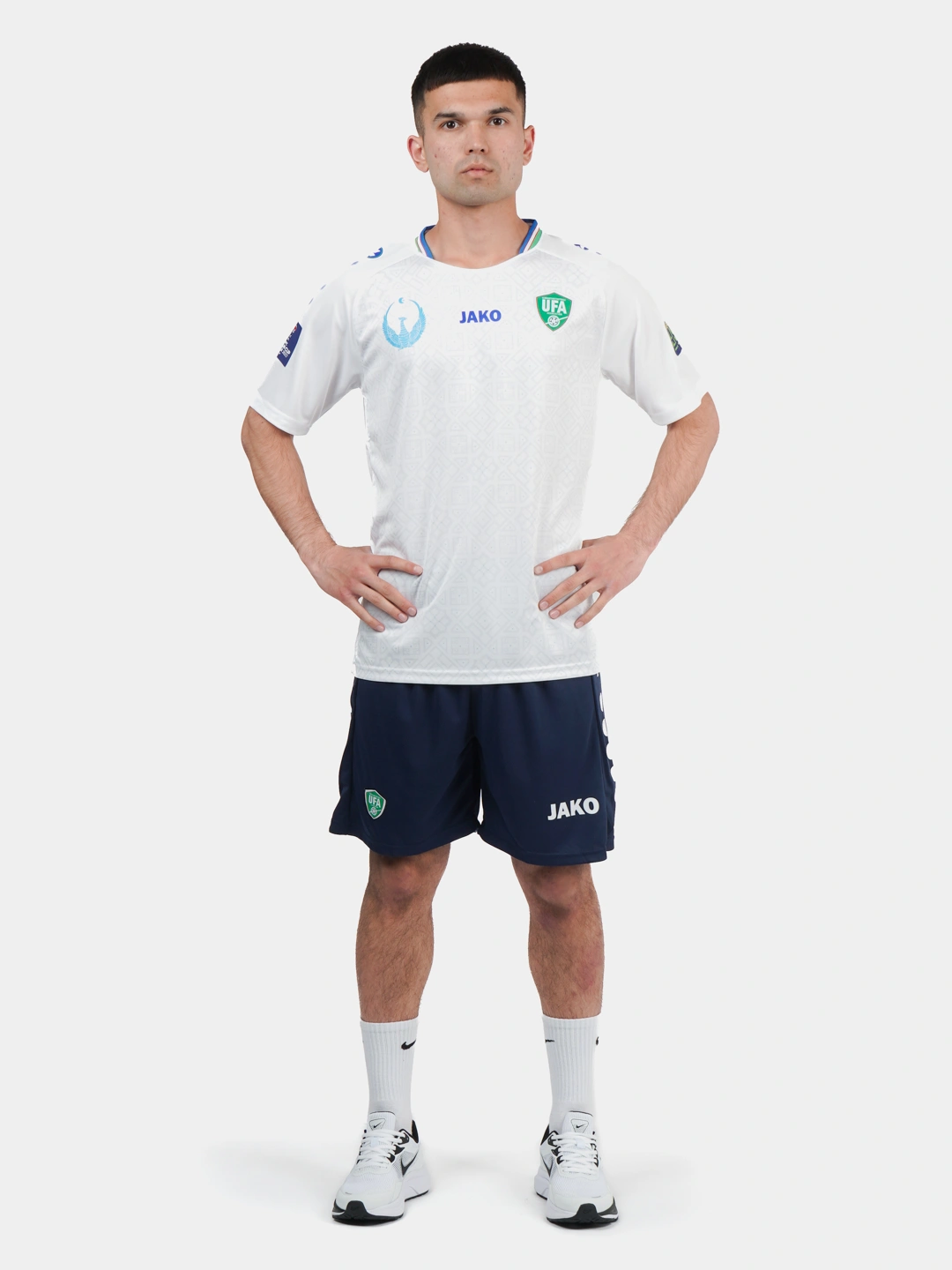 Futbol formalari Uzbekiston terma jamoasi, uy va safar uchrashuvlari ...