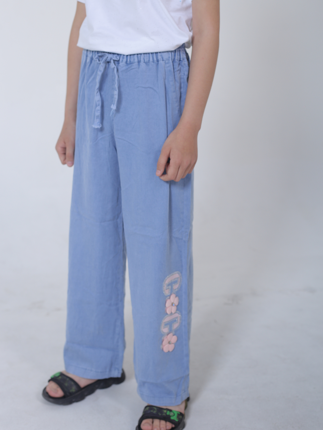 Keng shimlar o'smir qizlar uchun muzni arzon narxda sotib oling — Uzum ...