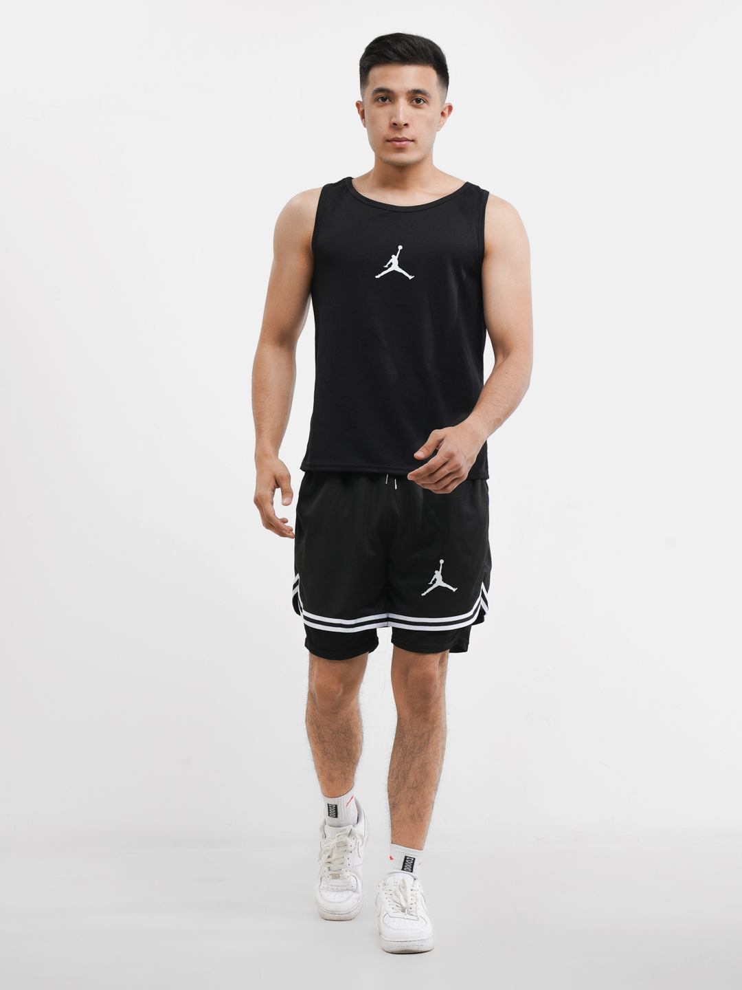 Sport to'plami Jordan, sport uchun erkaklar mayka va shortilarini arzon ...