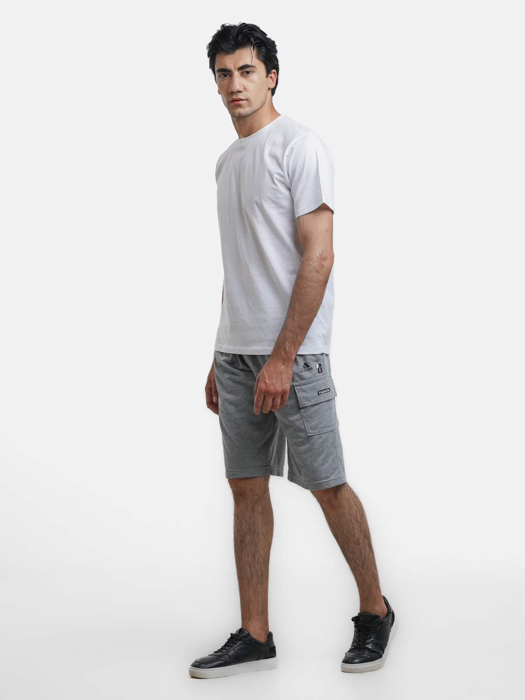 Shortik erkaklar uchun o'rta uzunlikdagi, yon cho'ntakli shortiklar ...