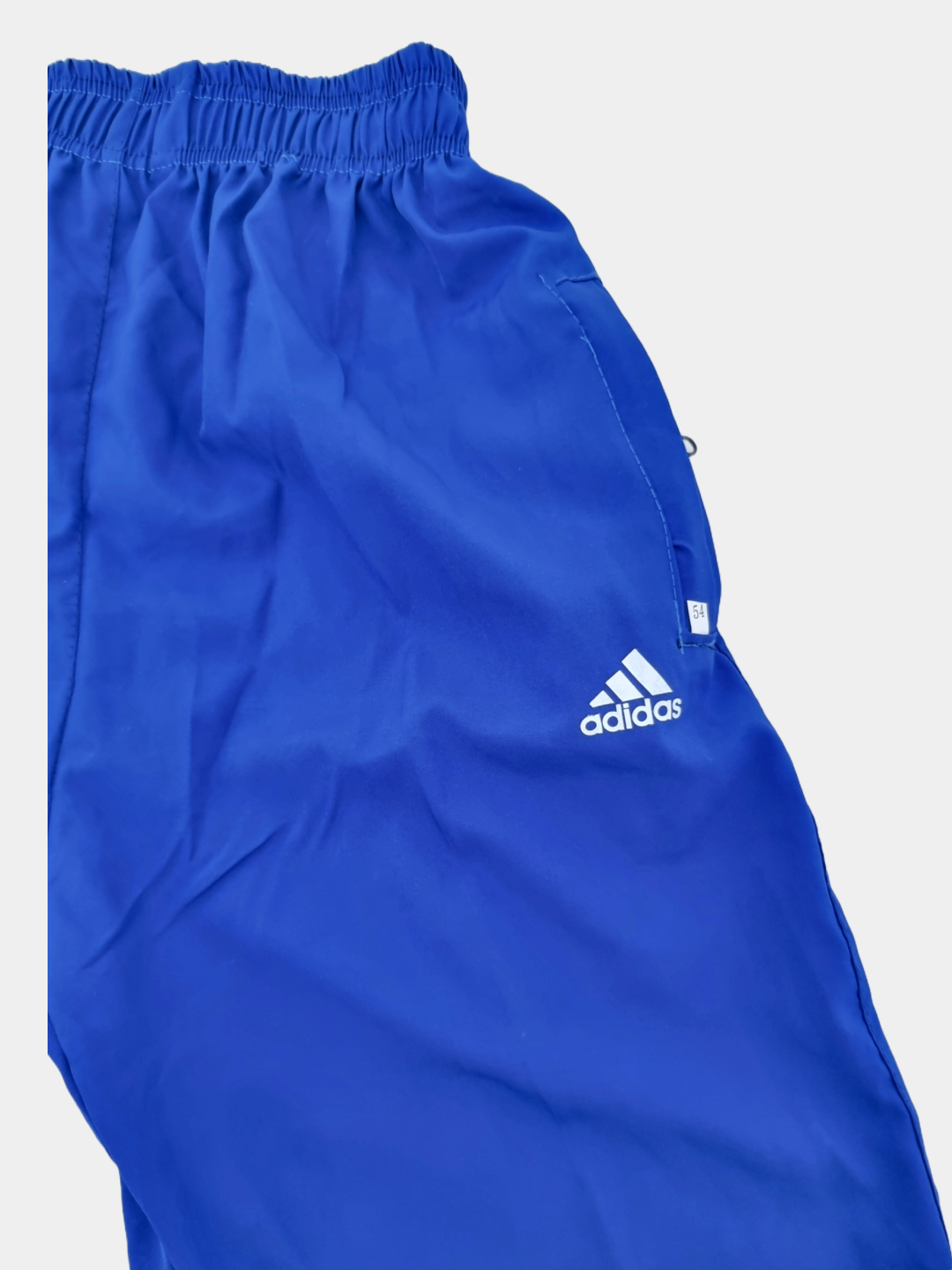 Erkaklar uchun shortik, cho'ntaklini arzon narxda sotib oling — Uzum ...