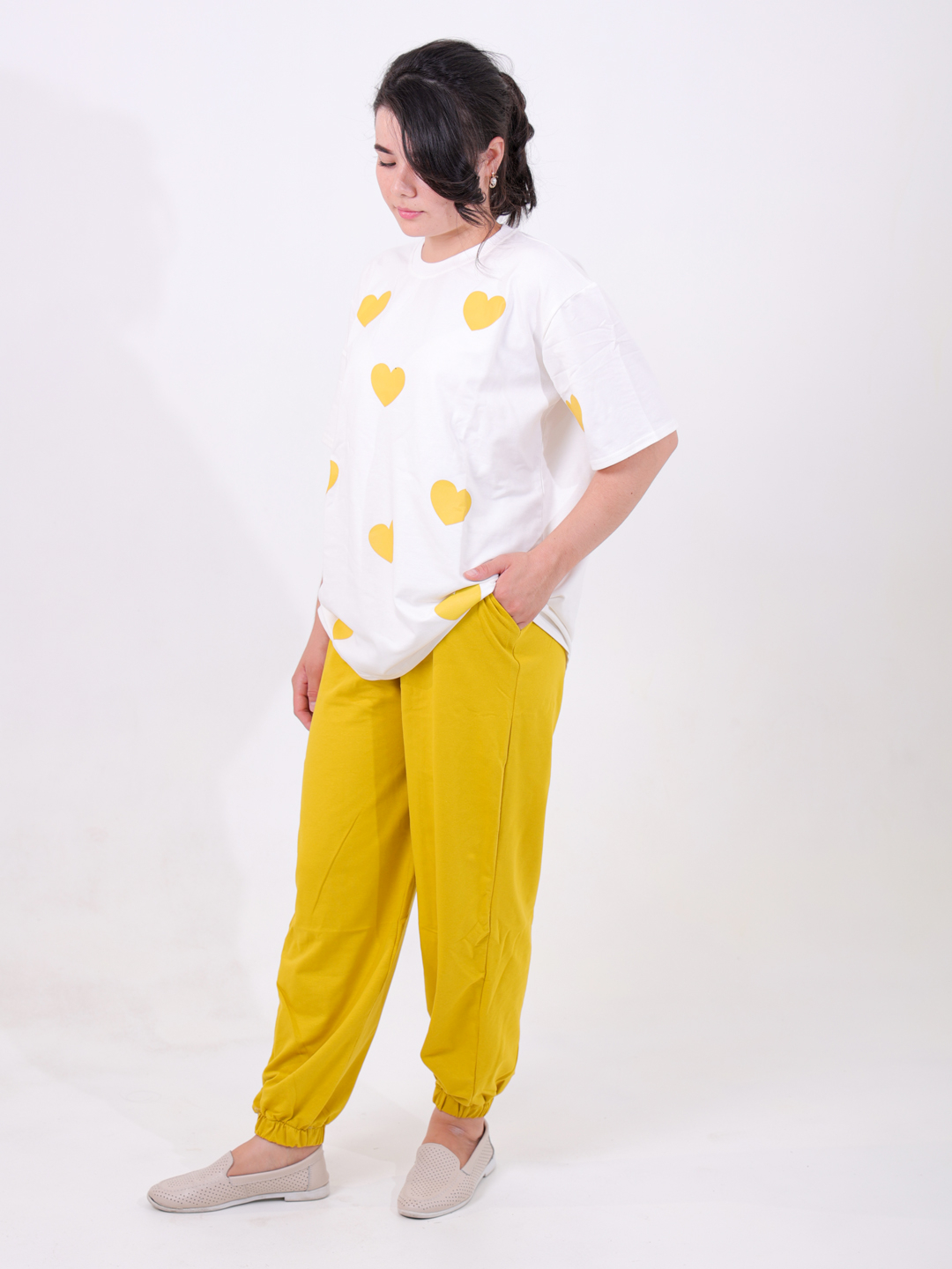 Yurakcha bilan kiyimlar to'plami, yorqin ranglardagi zamonaviy ikki qismli, razmer 46-52ni arzon ...