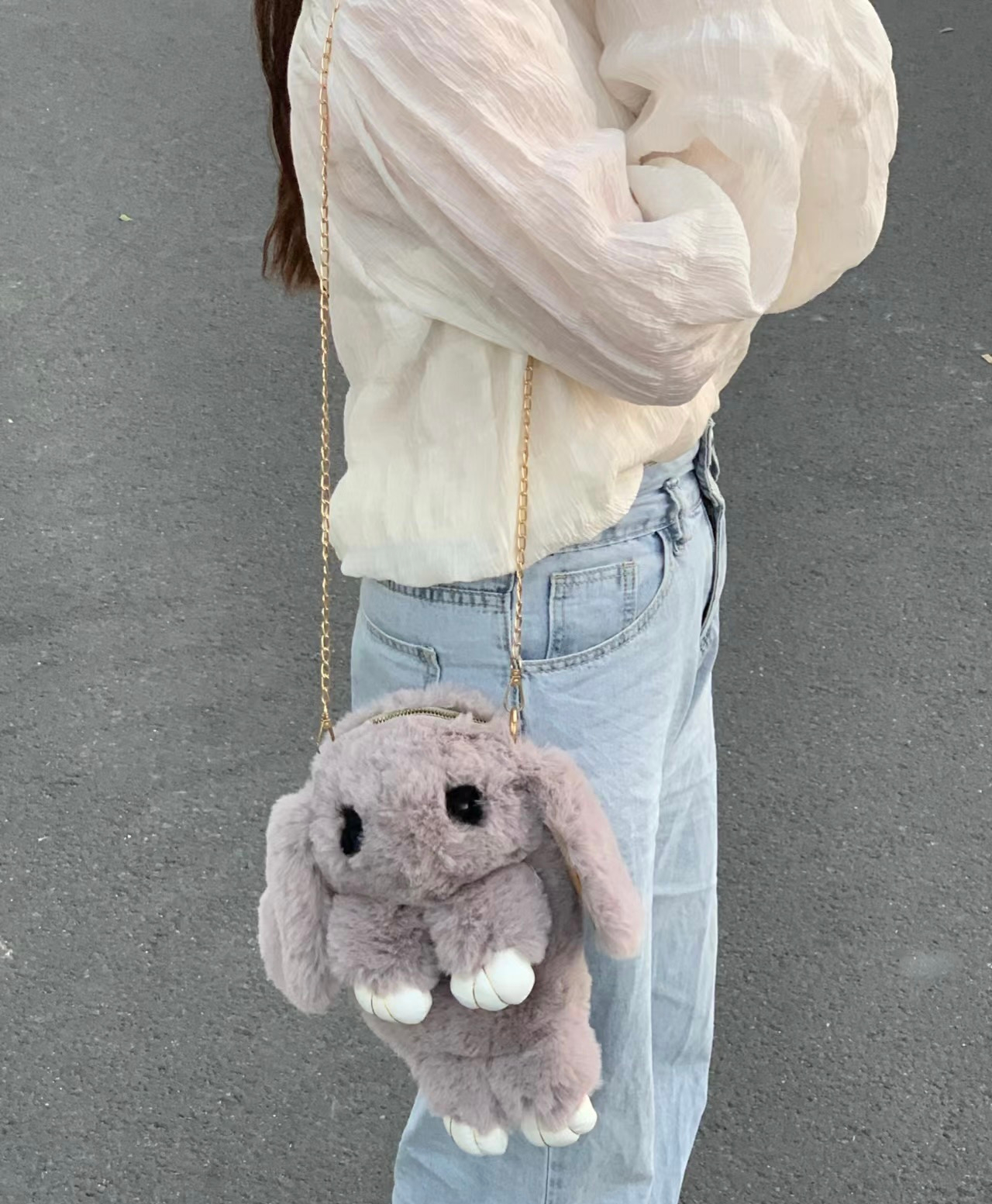 Yumshoq o'yinchoq quyoncha, hamyon va ryugzak 3/1 69000 so'mga 77% ...