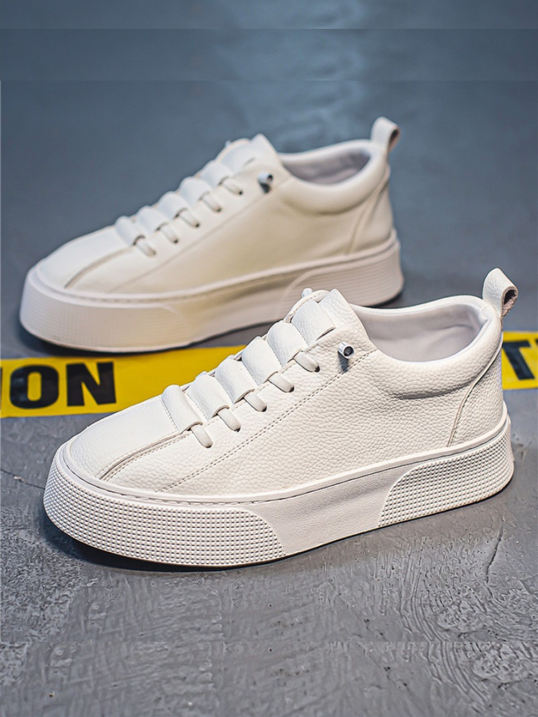 Erkaklar krossovkalari, yoz, bahor, kuz uchun, o'lchamlari 39 - 44ni ...