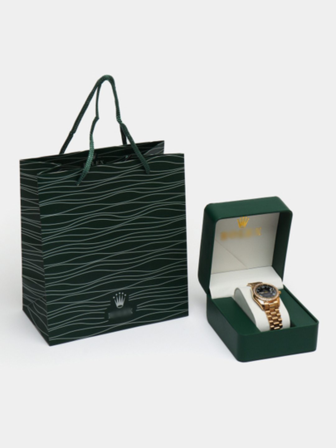 Женские наручные часы на батарейках с коробкой и документами купить по ...