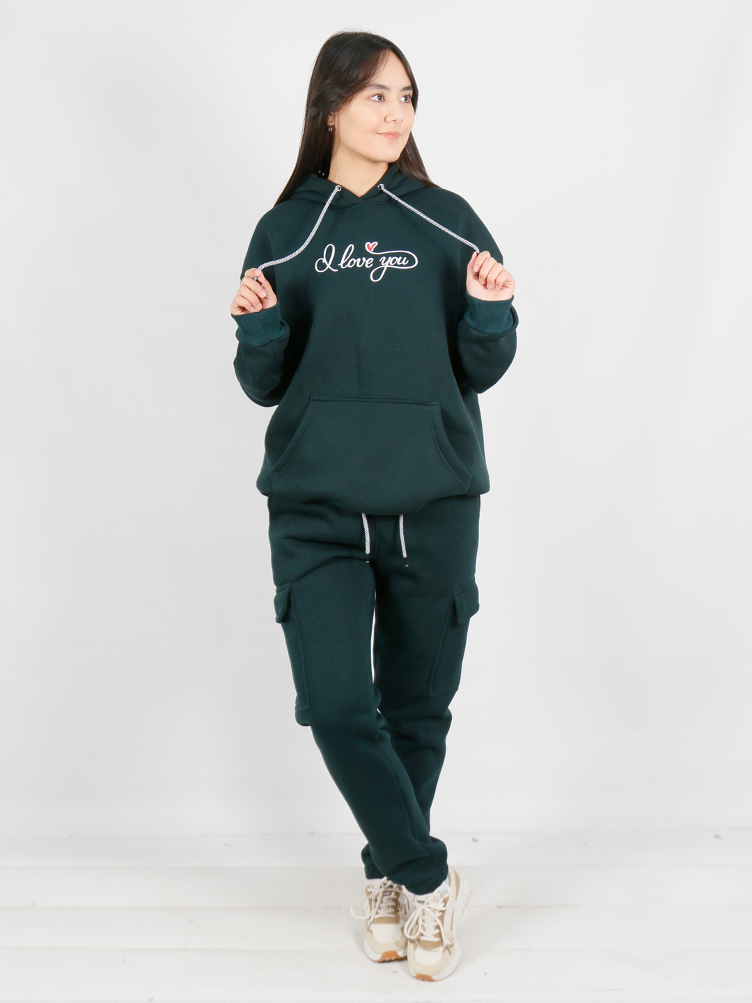 Ayollar xudi va triko, oversayz 199000 so'mga 72% chegirma bilan. Uzum ...