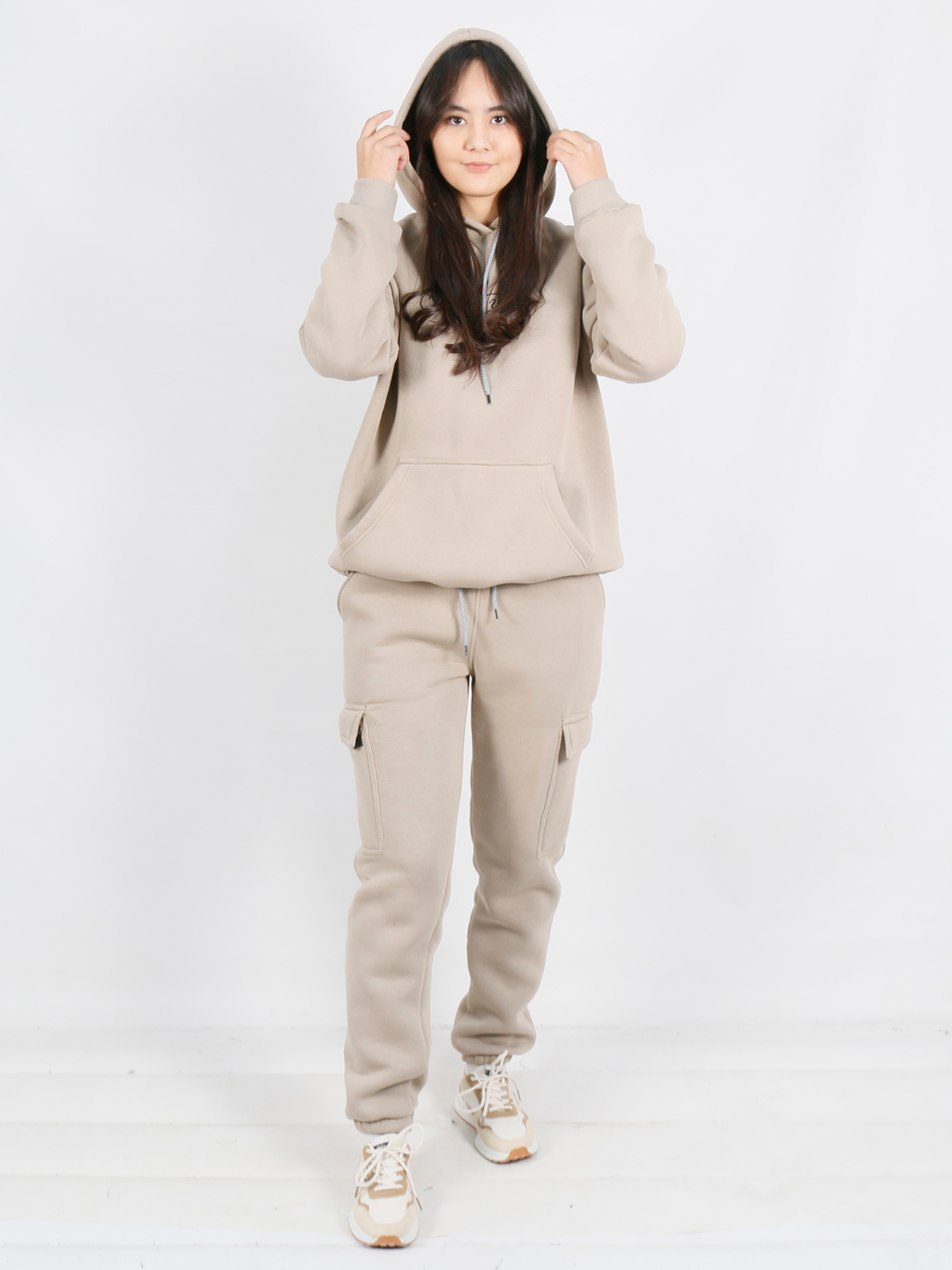 Ayollar xudi va triko, oversayz 199000 so'mga 72% chegirma bilan. Uzum ...