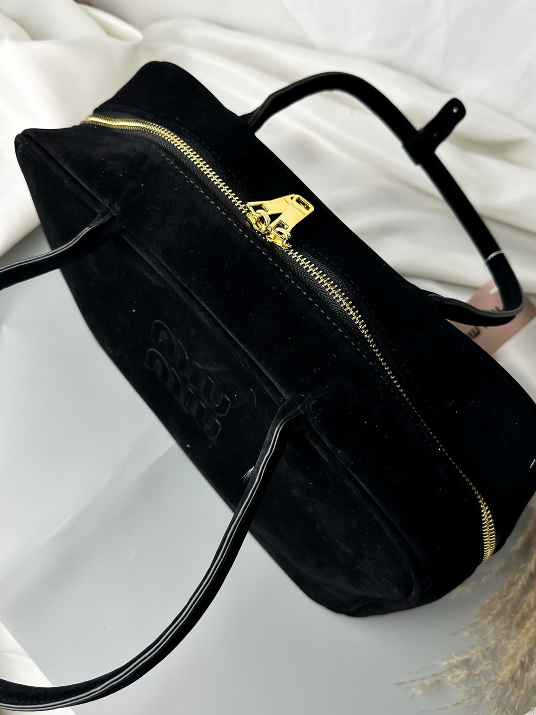 Женская сумка, универсвльная, кожа и набук за 99000 сум со скидкой 82% ...