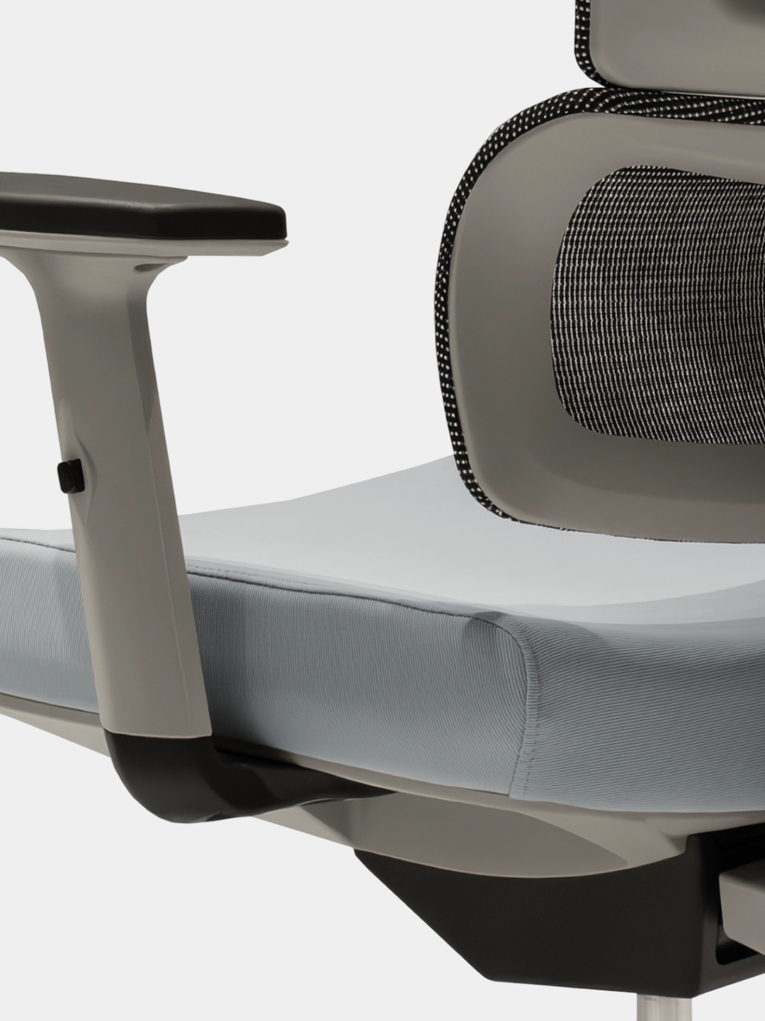 Офисное кресло Legend с подголовником, сеточное с регулировкой высоты ...