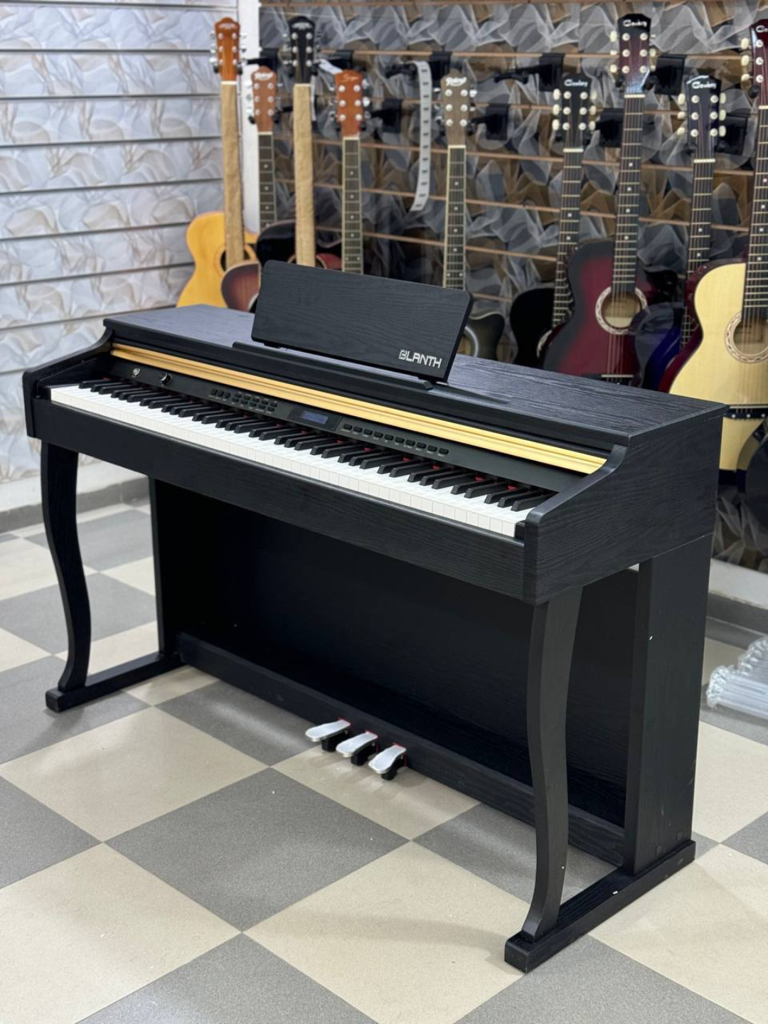 Raqamli pianino BLANTH, 88 ta klavishni arzon narxda sotib oling — Uzum ...