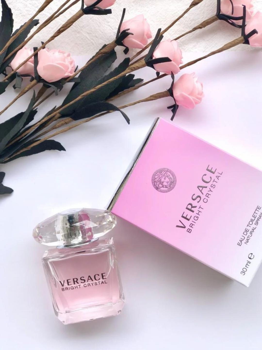 Xushbo'ylangan suv ayollar uchun Versace Bright Crystal, 90 mlni arzon ...