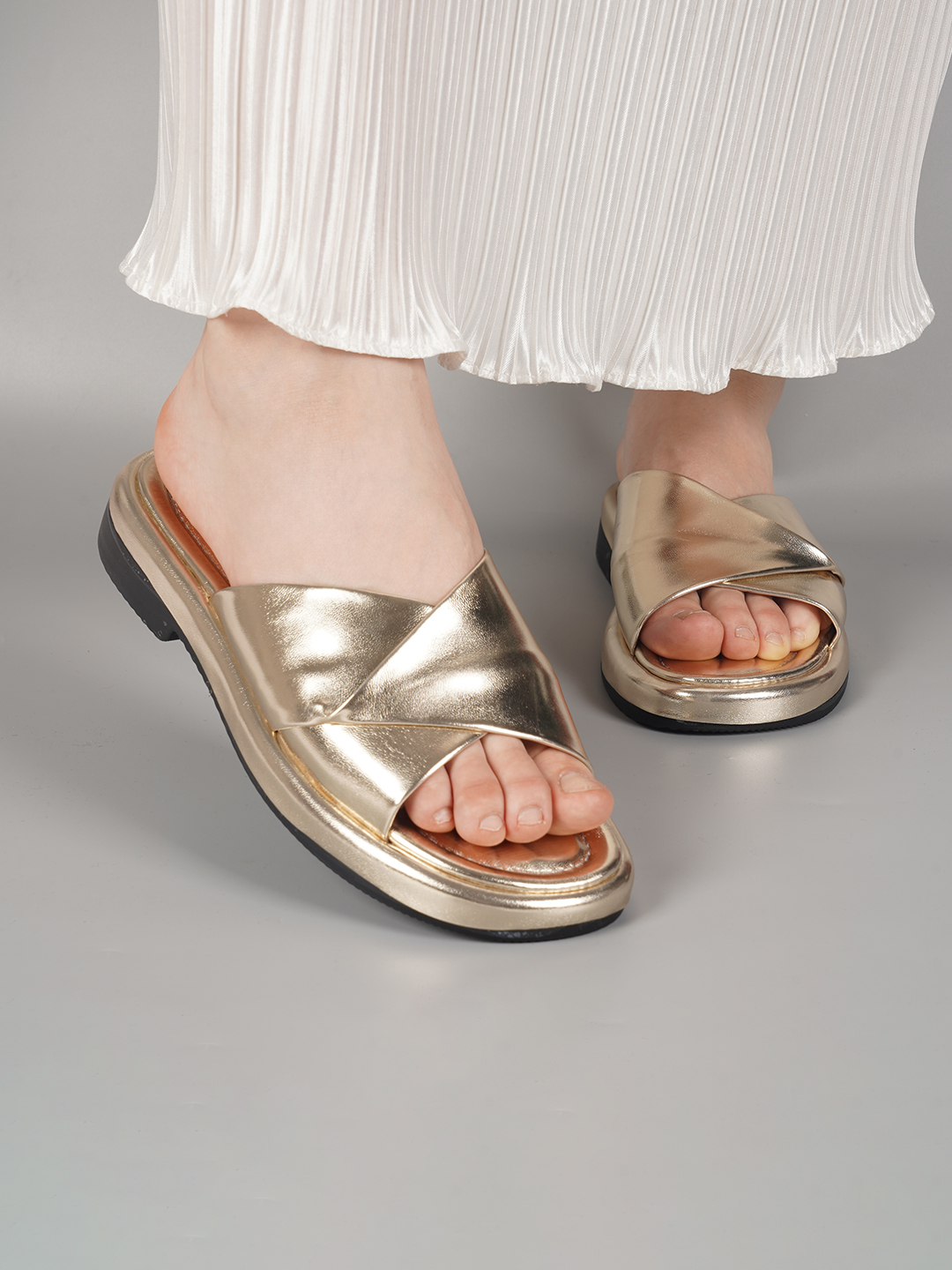 Обувь женская, шлепки женские, женская обувь на лето, в 9-ти разных ...