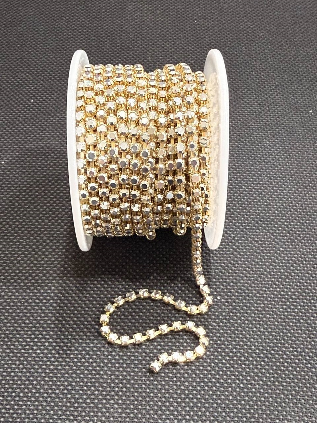 Metrli toshli tasma, turli xildagi bezaklar yaratish uchun, 8,5 mni ...