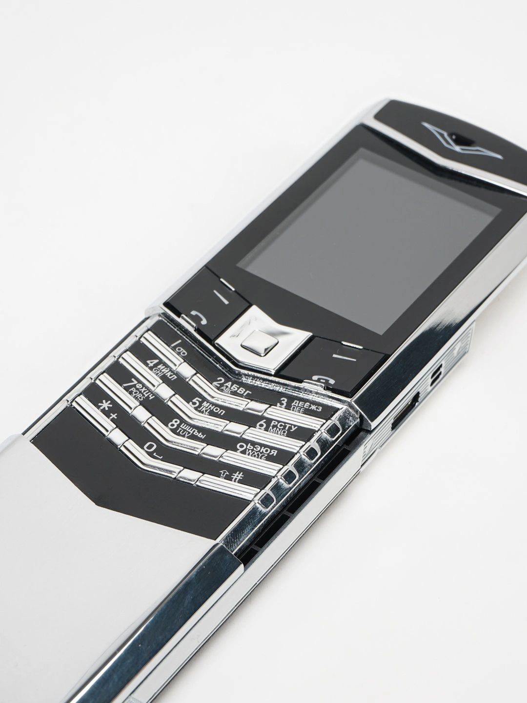 Кнопочный телефон Vertu V888Pro Slider, серый, 2 SIM, камера, фонарик ...