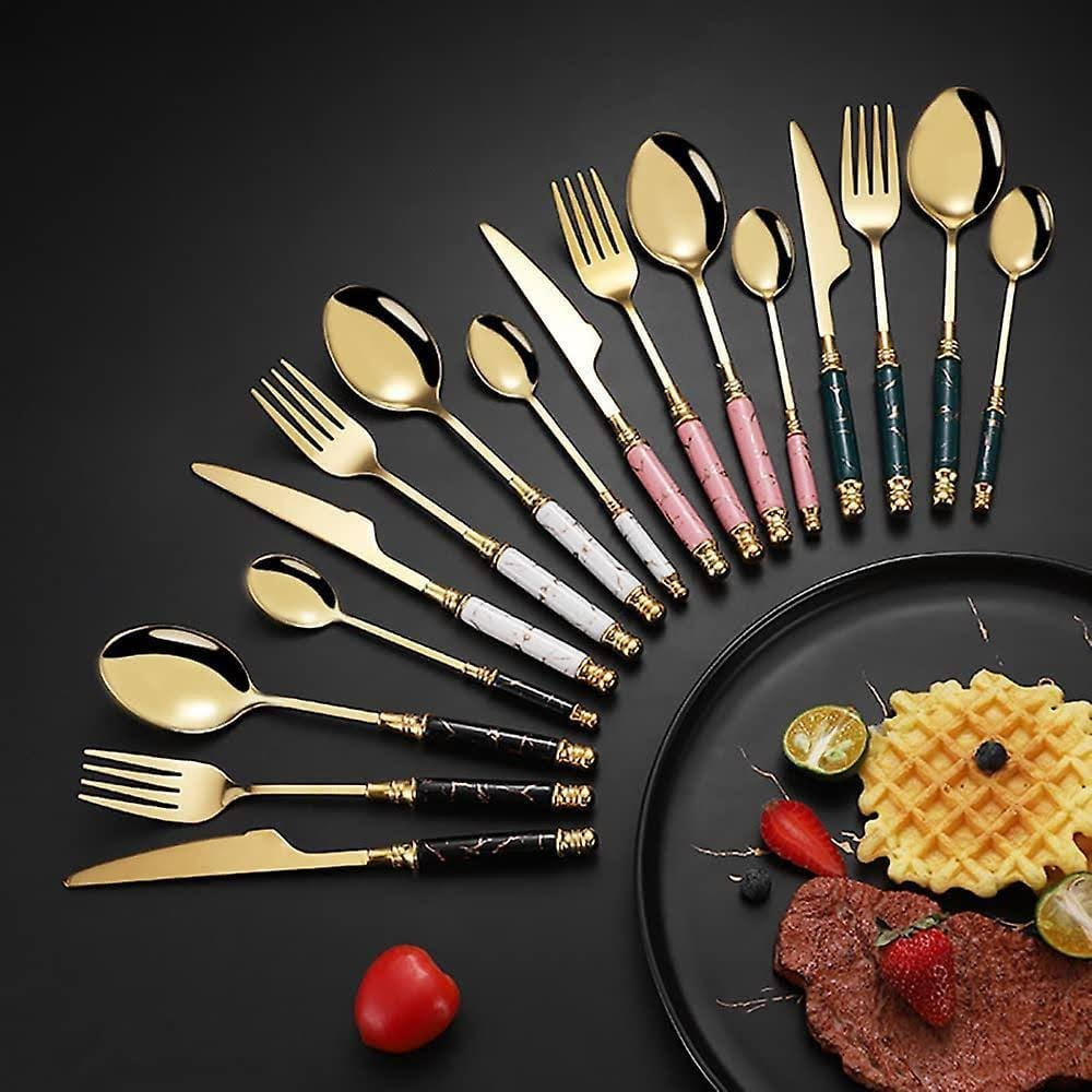 Набор ложек и вилок, 24 предмета + подставка, отделка золотом за 140000 сум со скидкой 84%. Uzum ...