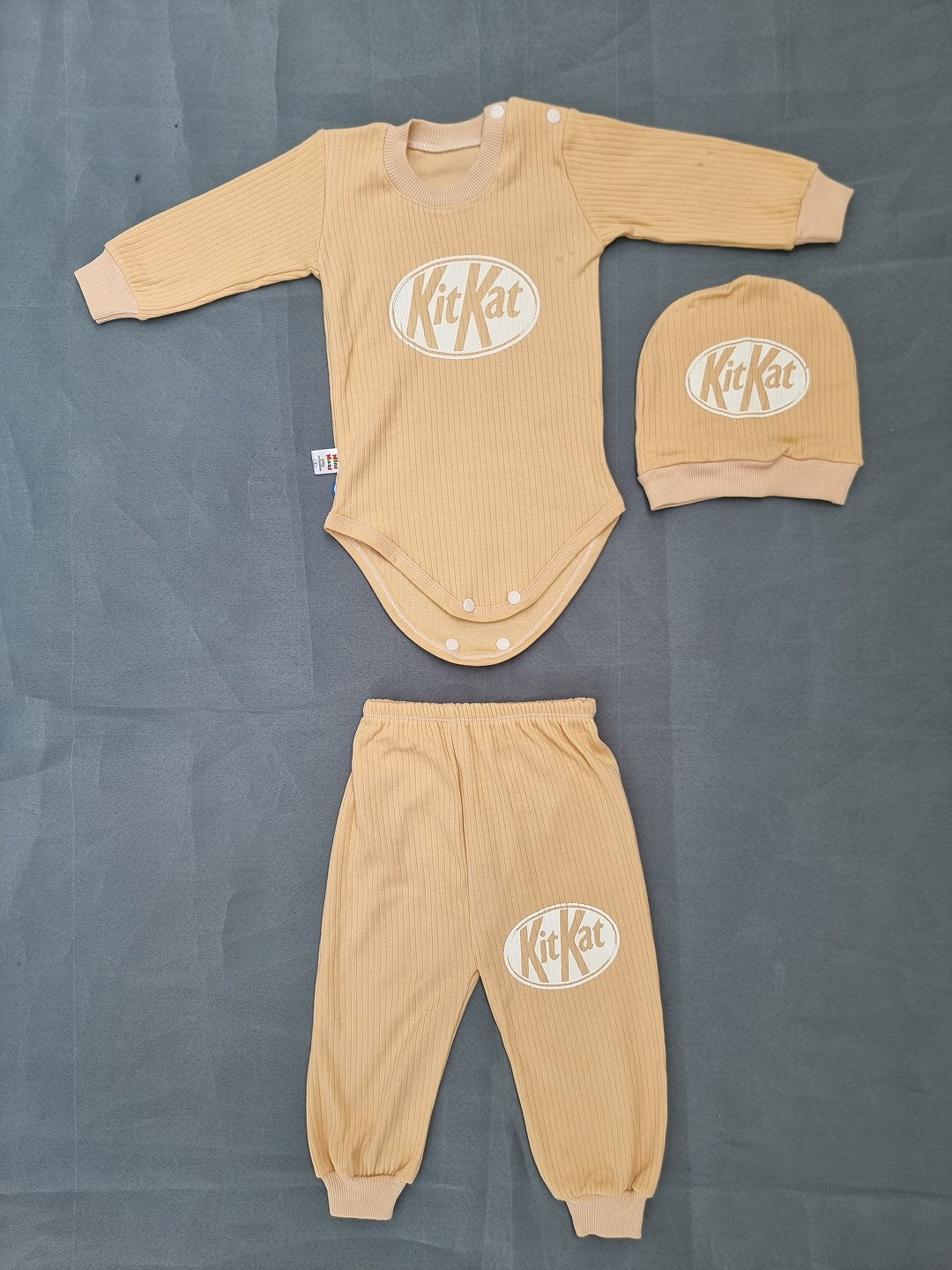 1.5 yoshgacha qiz va o‘g‘il bolalar uchun interlok matoli 3 qismli to ...