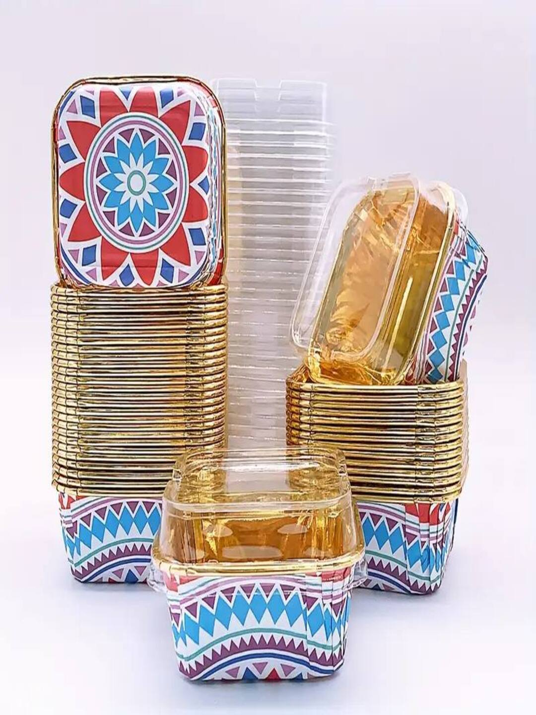 Trayfallar uchun qopqoli qog'oz formalar keks va maffinlar uchun 10 ...