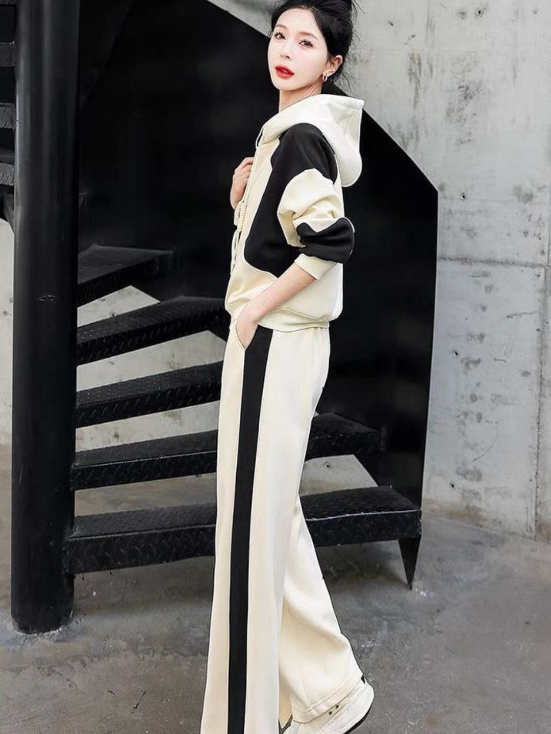 Qora rangli ayollar va o‘smirlar uchun zamonaviy kundalik kiyim to ...