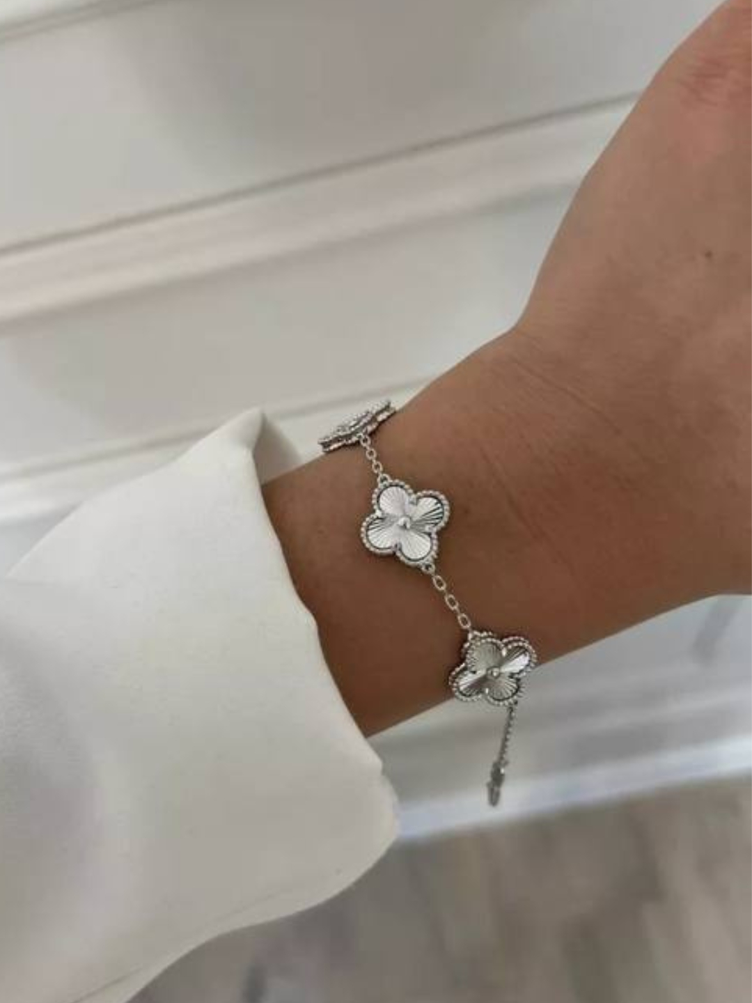 Ayollar braslet to‘plami, mix, bilaguzuk bijuteriya,taqinchoq 24900 so ...