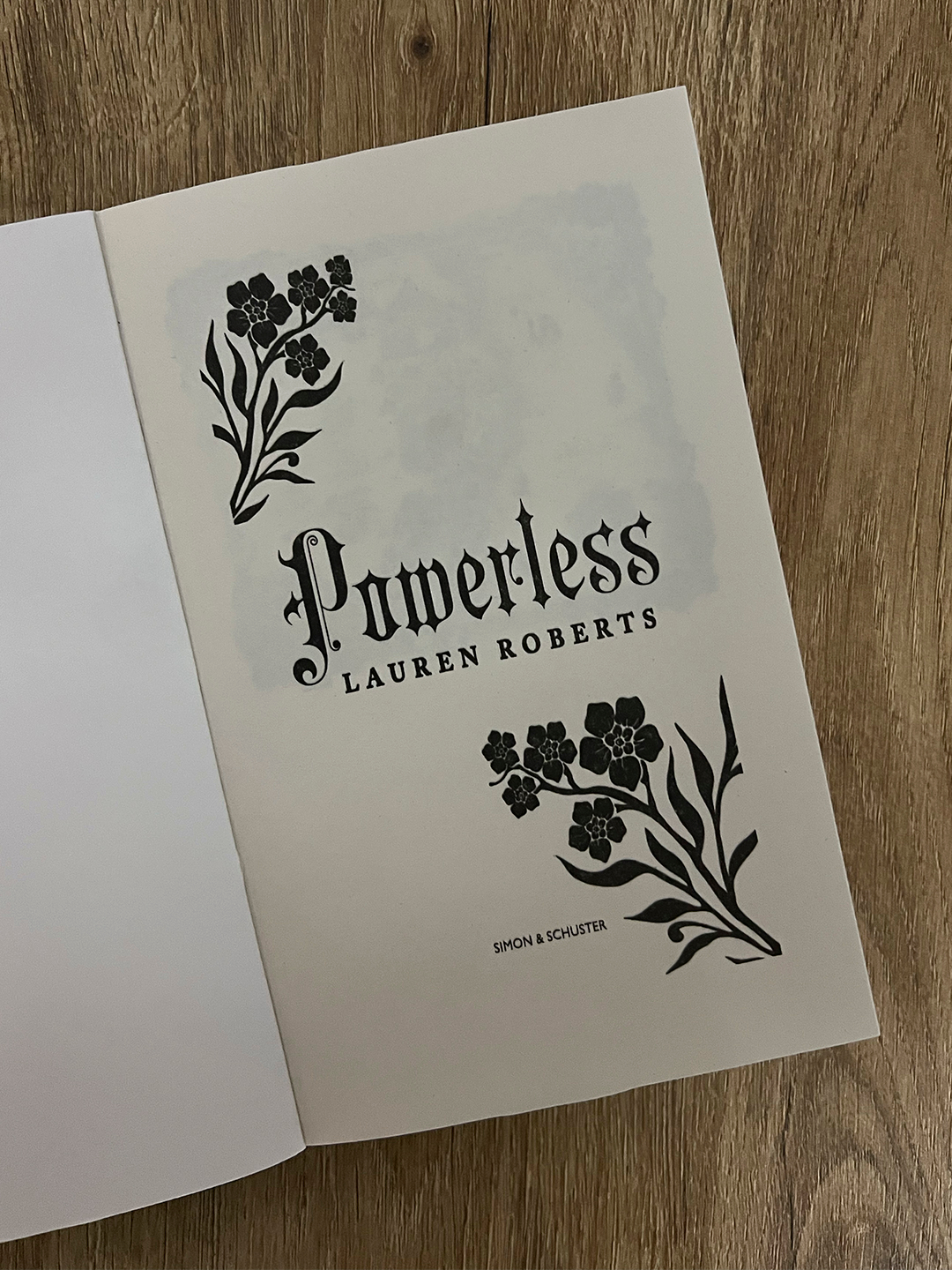 Lauren Roberts: Powerless, Reckless, Fearless за 100440 сум со скидкой ...