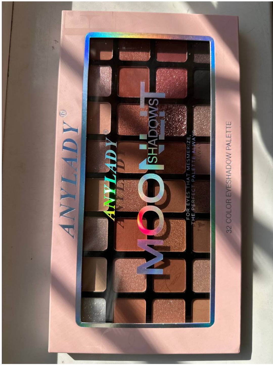 Tenlar ko`z uchun makiyaj narsalar, qovoqlar uchun soyalar palitrasi ...