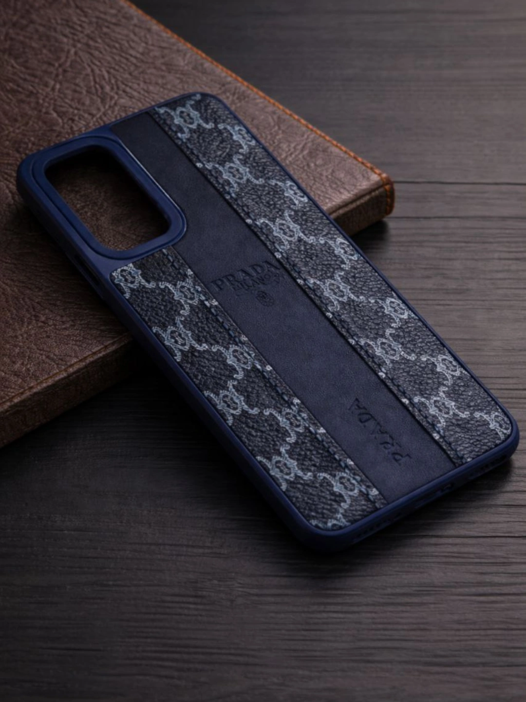 Chiroyli dizaynga ega charmli g'ilof REDMI smartfonlari uchun 20000 so ...
